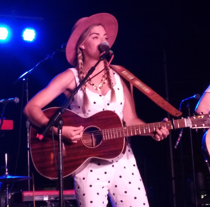 Music Spotlight: Jessie Ritter – Bethany Writes