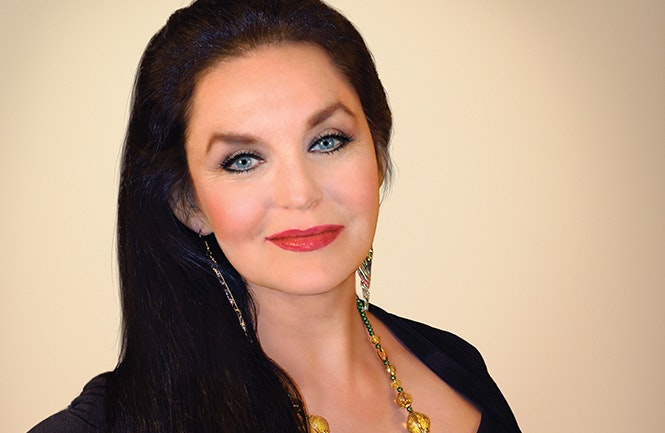 Crystal Gayle Returns With First New Album In 16 Years – Bethany Writes