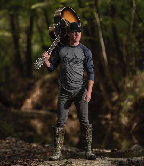 Music Spotlight: Adam Sanders – Bethany Writes