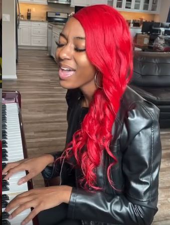 Music Spotlight: Reyna Roberts – Bethany Writes