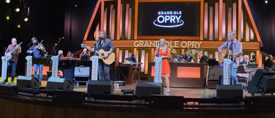 Music Spotlight: Teddi and Bobby Cyrus – Bethany Writes