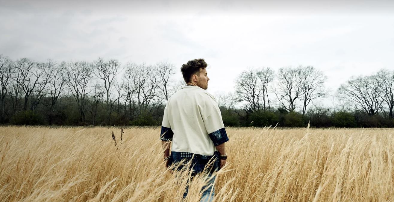 Music Spotlight: Johnny Day – Bethany Writes