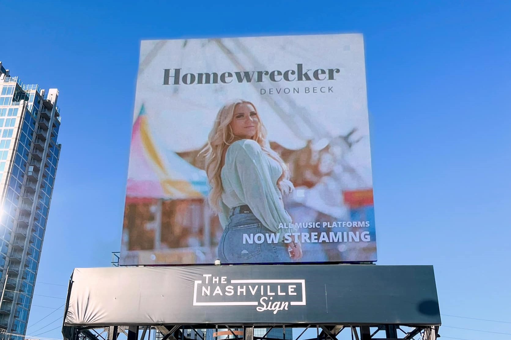 Music Spotlight Artist Devon Beck Releases ‘Homewrecker’ – Bethany Writes