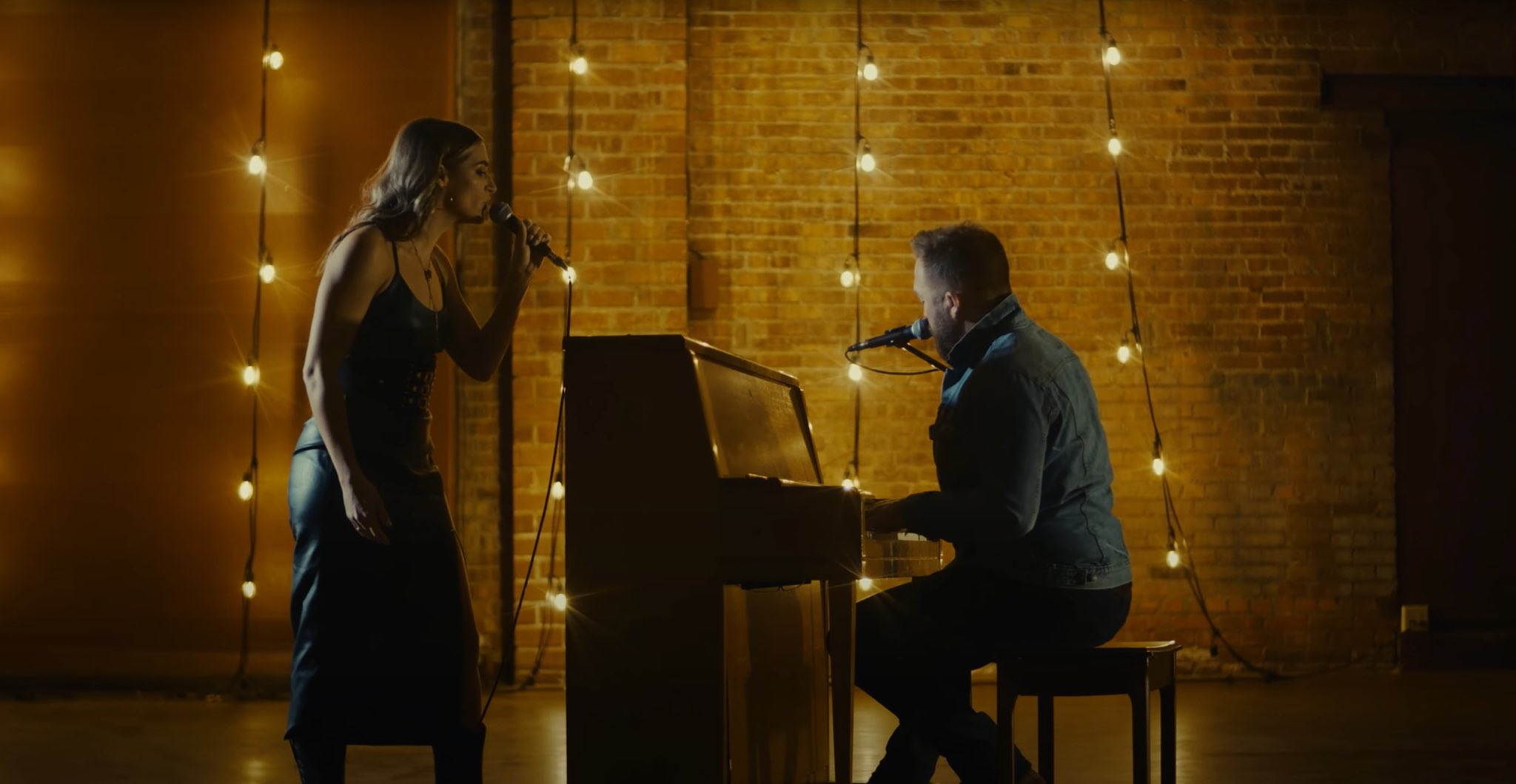 Music Spotlight: Grace Leer – Bethany Writes