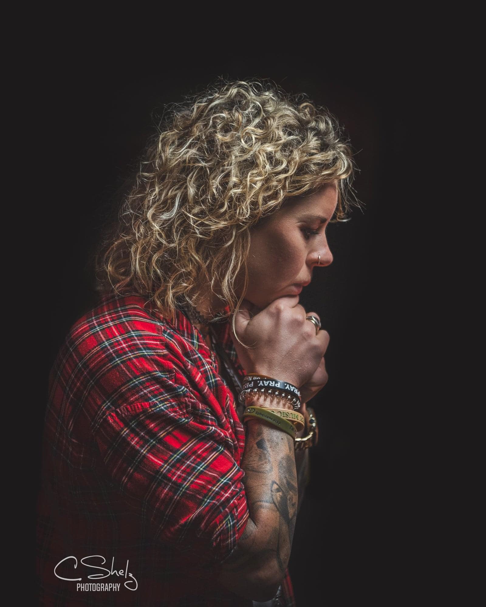 Music Spotlight/Opry Debut: Clare Cunningham – Bethany Writes