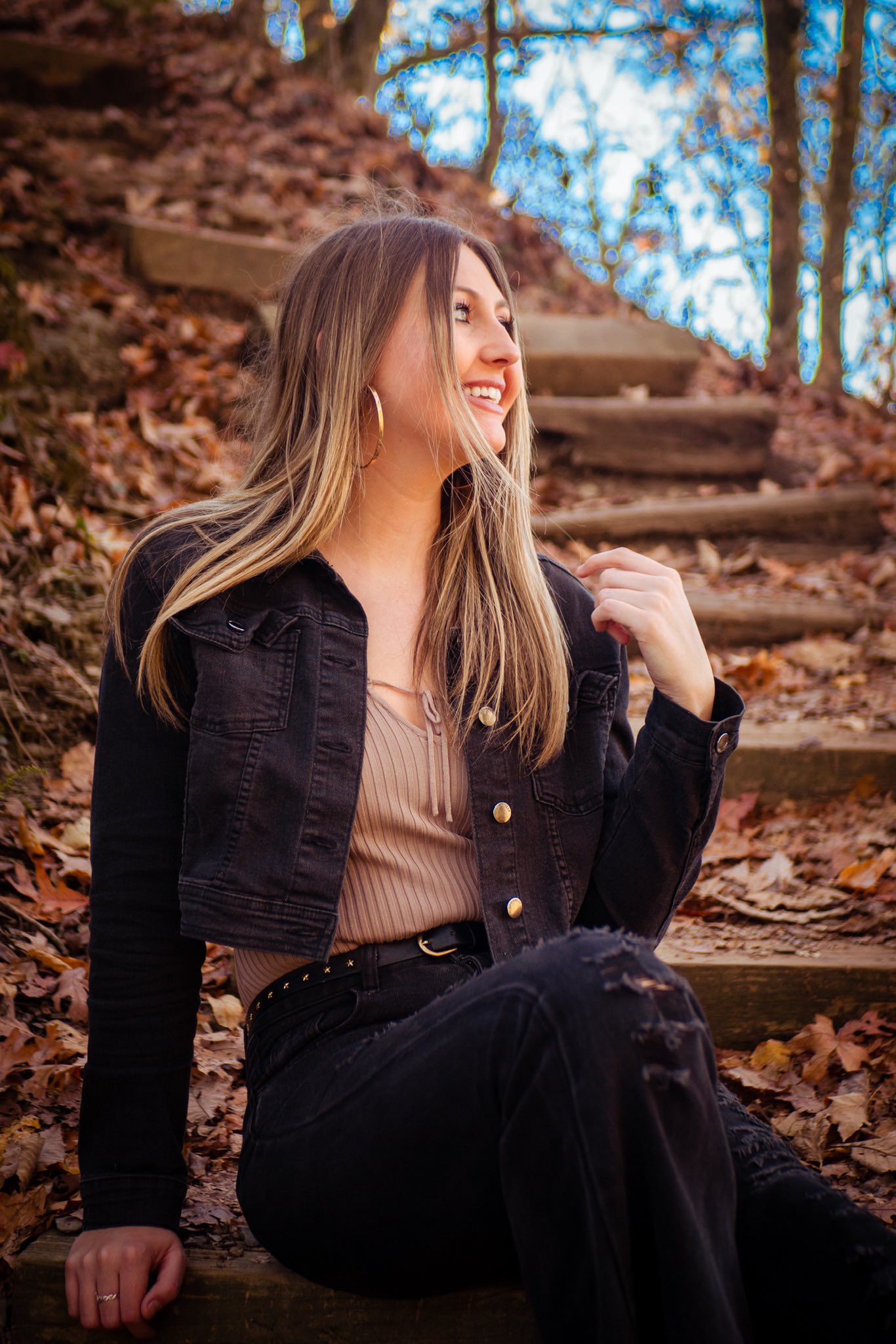 Music Spotlight: Molly Lovette – Bethany Writes