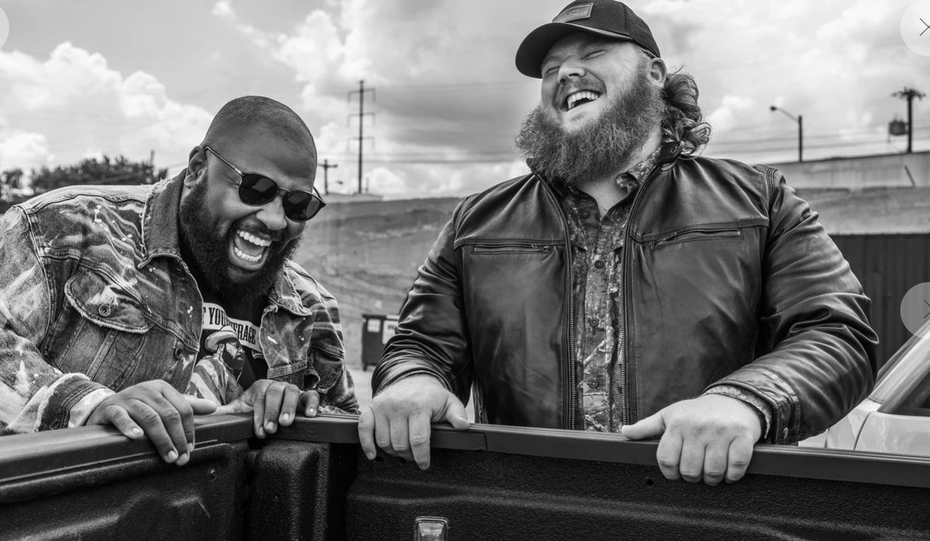 Music Spotlight: Neon Union – Bethany Writes