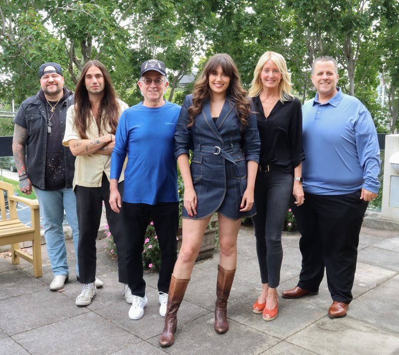 Music Spotlight: Kelli Belles – Bethany Writes