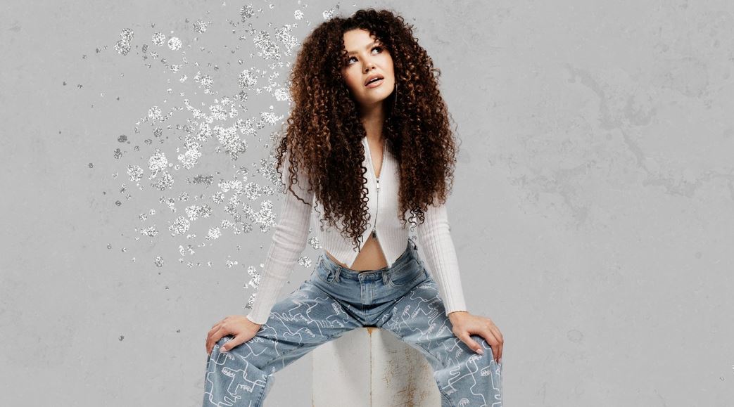 Music Spotlight: Riley Roth – Bethany Writes