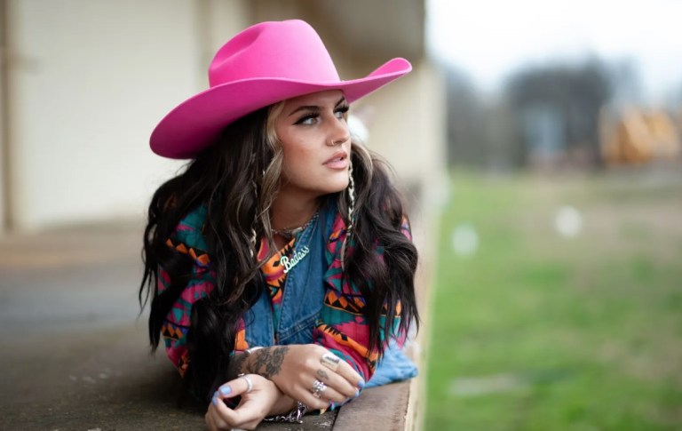 Music Spotlight: Taylor Austin Dye – Bethany Writes