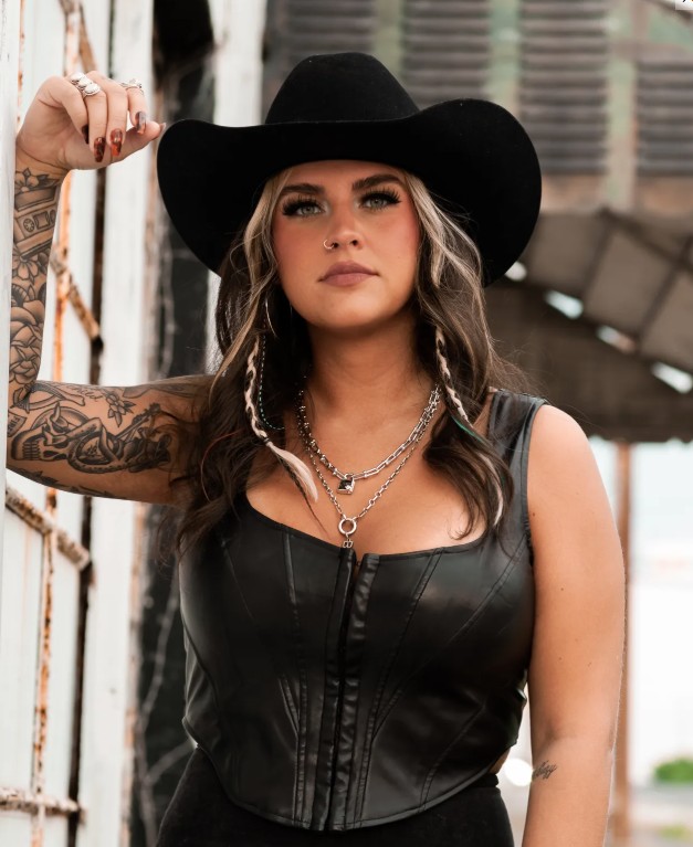 Music Spotlight: Taylor Austin Dye – Bethany Writes