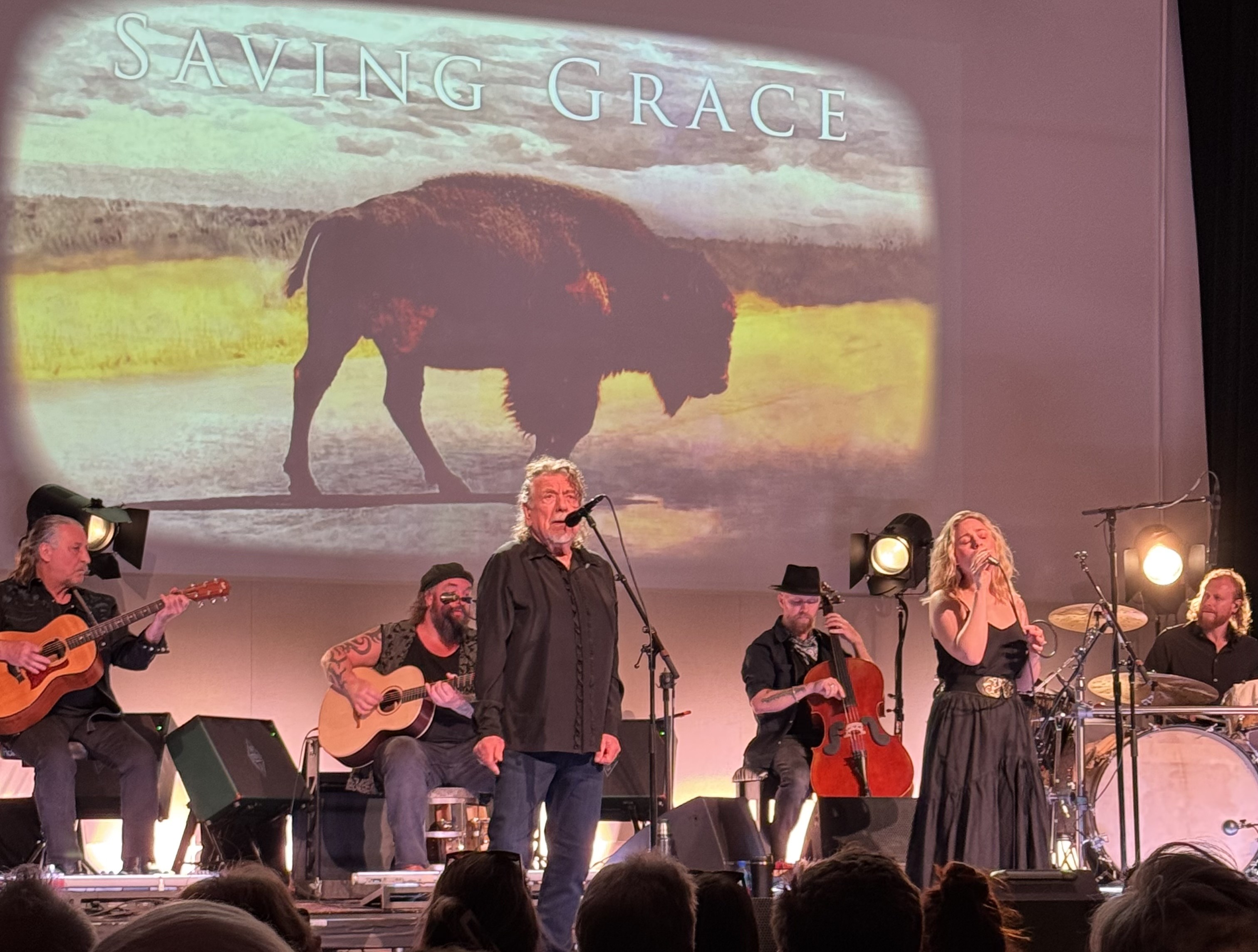 A Nashville Evening with Robert Plant and the Saving Grace Band ...